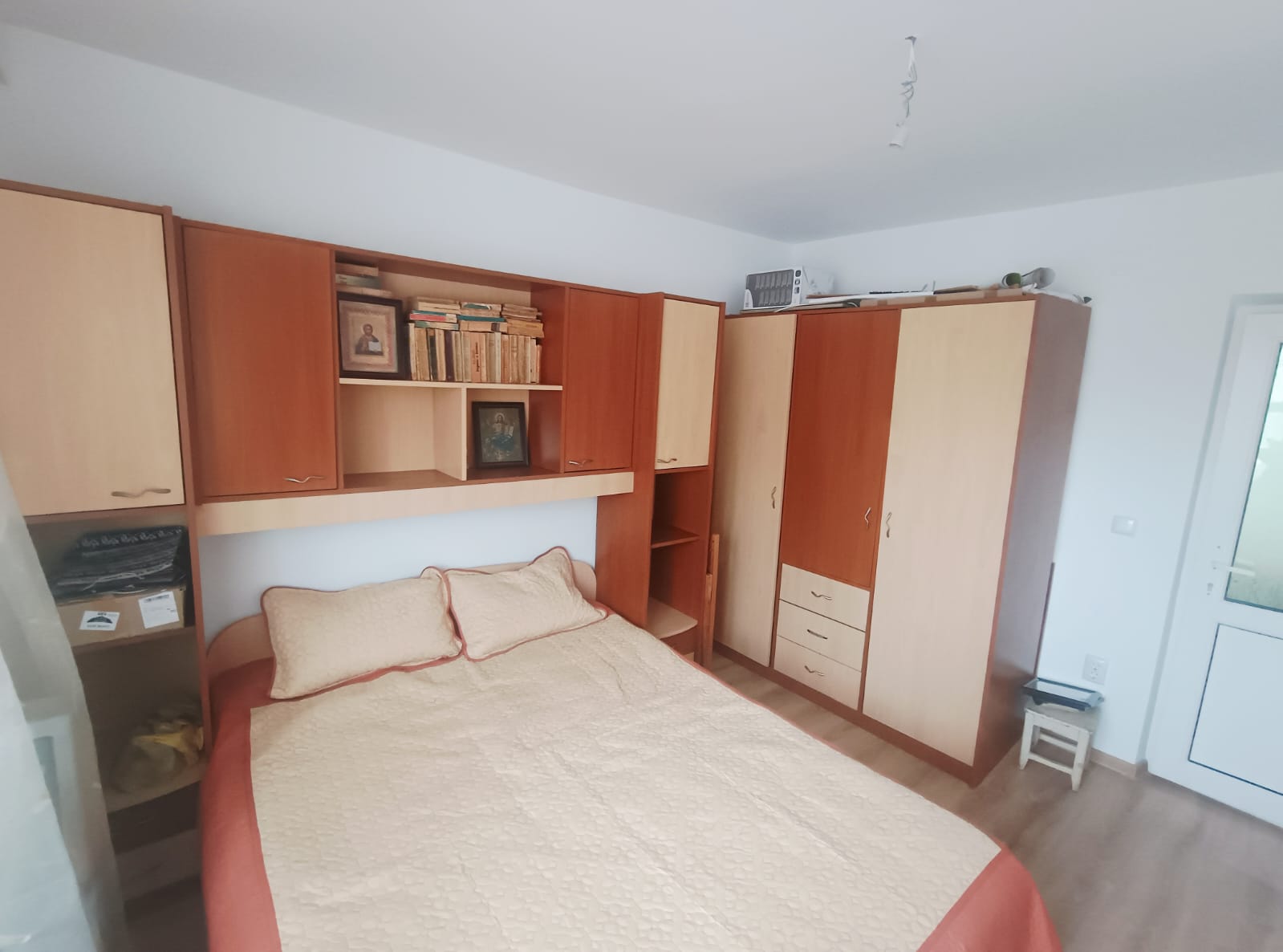 Apartament 4 camere zona Casa Cartii - Venus Imobiliare